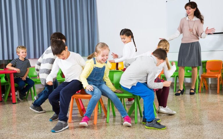 29 Fun Games To Play At School That Everyone Will Enjoy