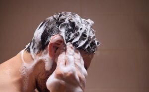 What Ingredients to Avoid in Shampoo: 14 Harmful Chemicals