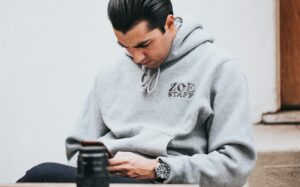 Simp Meaning in Text: How It's Used in Modern Slang