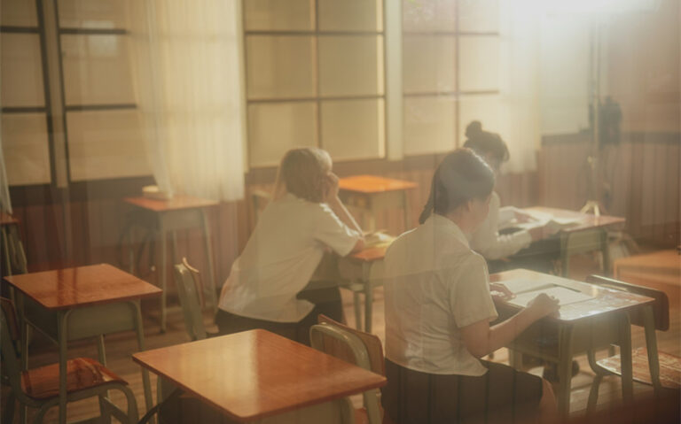 40 Clever Ideas for What to Do When Bored in Class